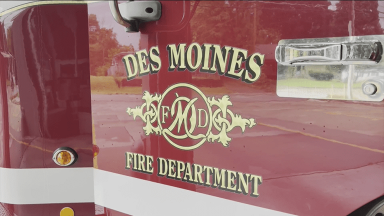 Des Moines Fire Department battles house fire on city’s west side