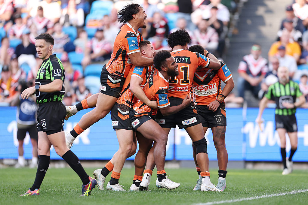 Fainu brothers shine as Tigers snap six-game streak