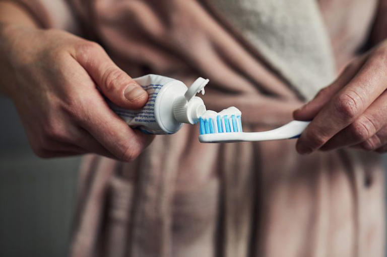 Dentist explains when you should actually brush your teeth