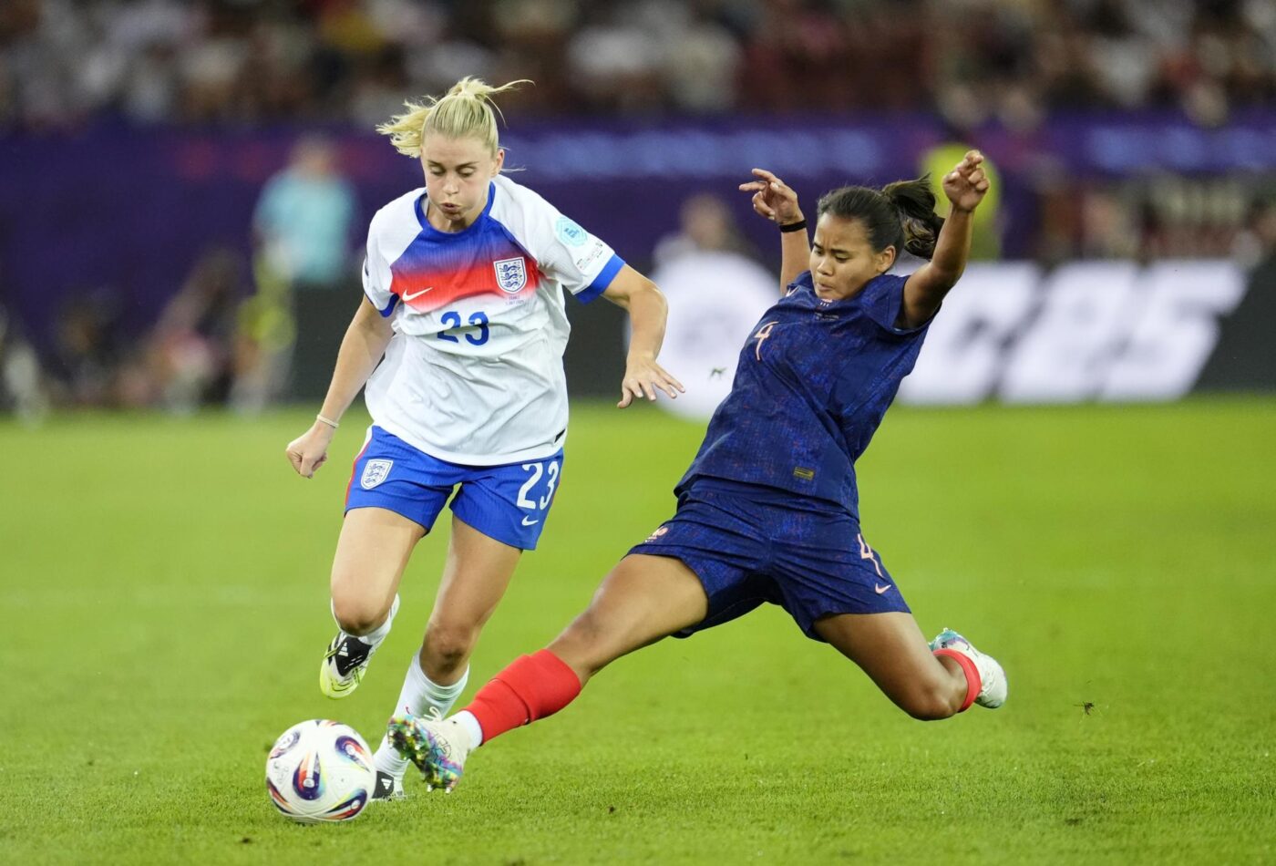 La défense, nouvelle arme de l'équipe de France