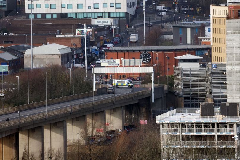 Redheugh Bridge closed due to police incident