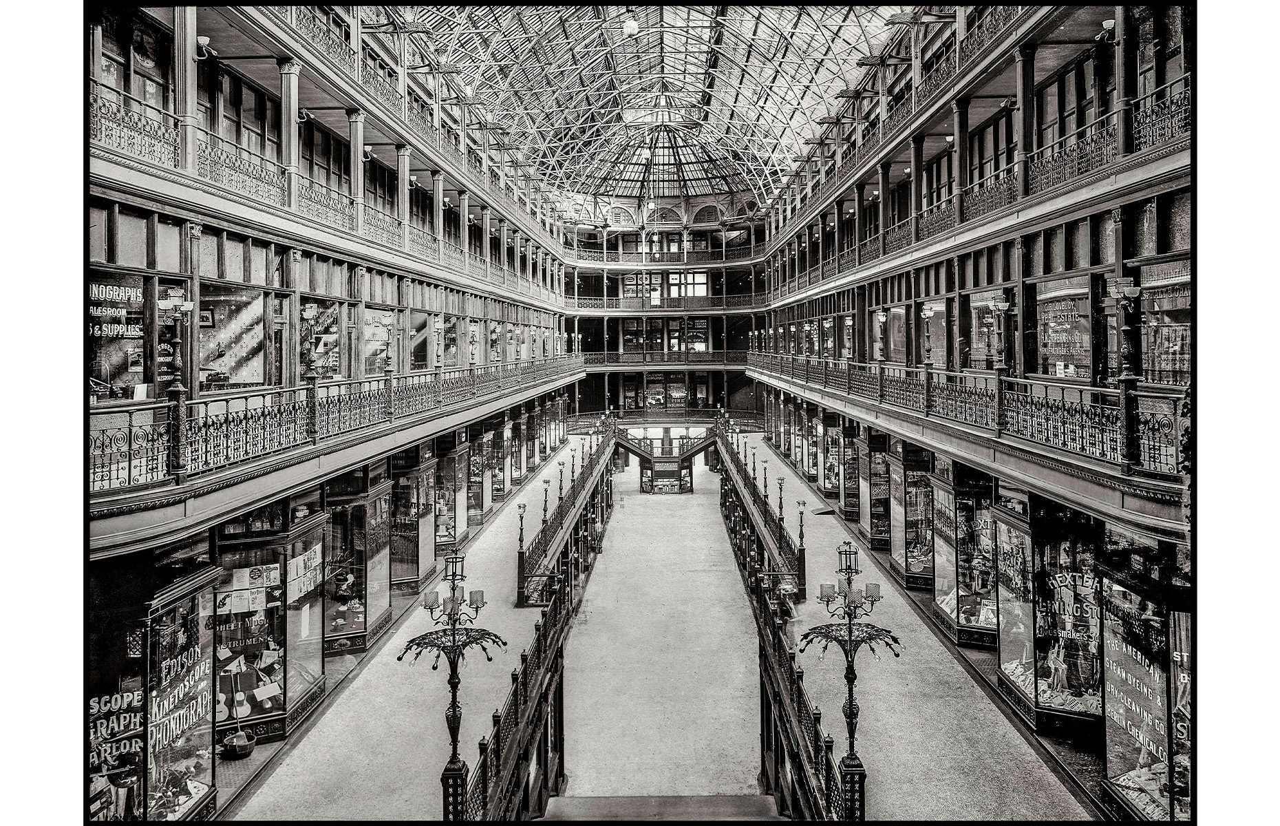 Incredible Photos Show America's Retail History, From the Mall To Main ...