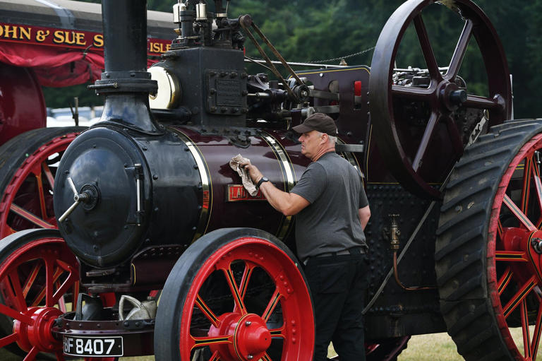 Duncombe Park Steam and Vintage Rally 2025: Best photos from Yorkshire ...
