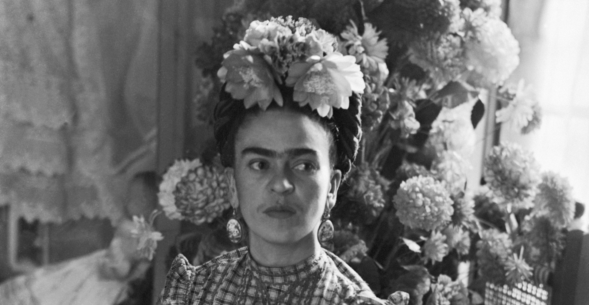 Frida Kahlo: little-known facts about the famous Mexican artist Frida Kahlo: little-known facts about the famous Mexican artist