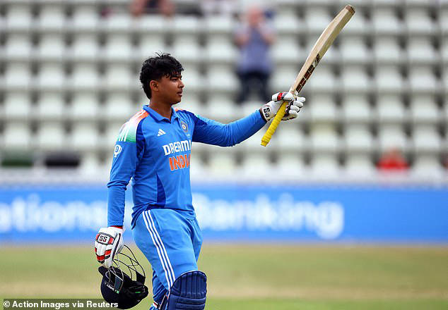 TEST MATCH BREAKFAST: India's 14-year-old gem dominates England