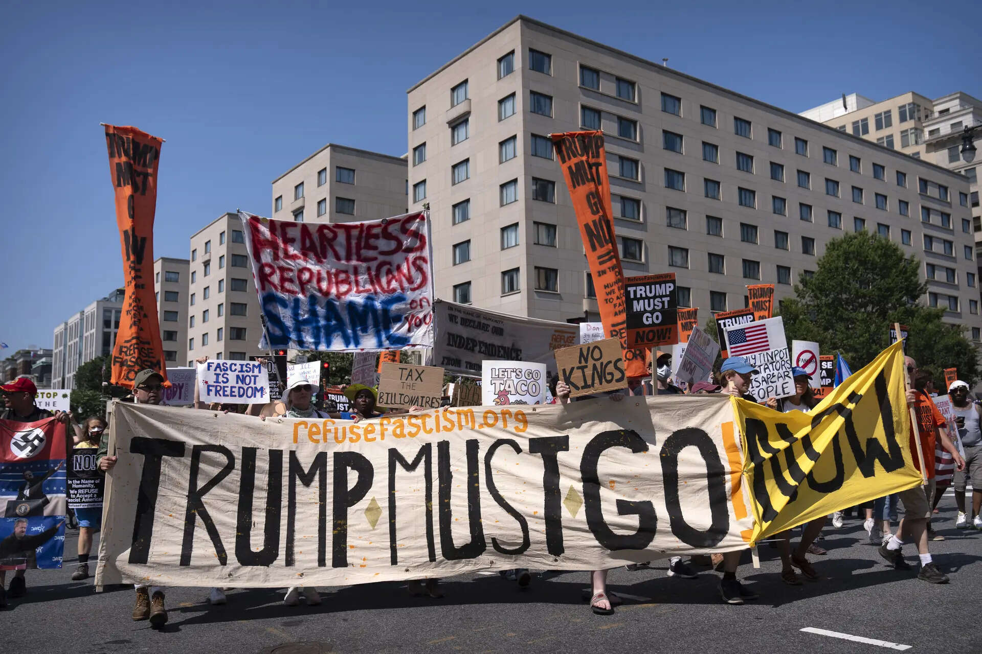 Trump approval ratings collapse across America as July Fourth protests ...