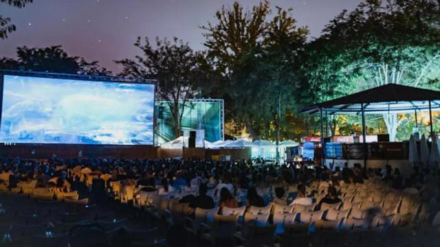 Vuelve el cine al aire libre a la Alameda de Santiago con votación para ...