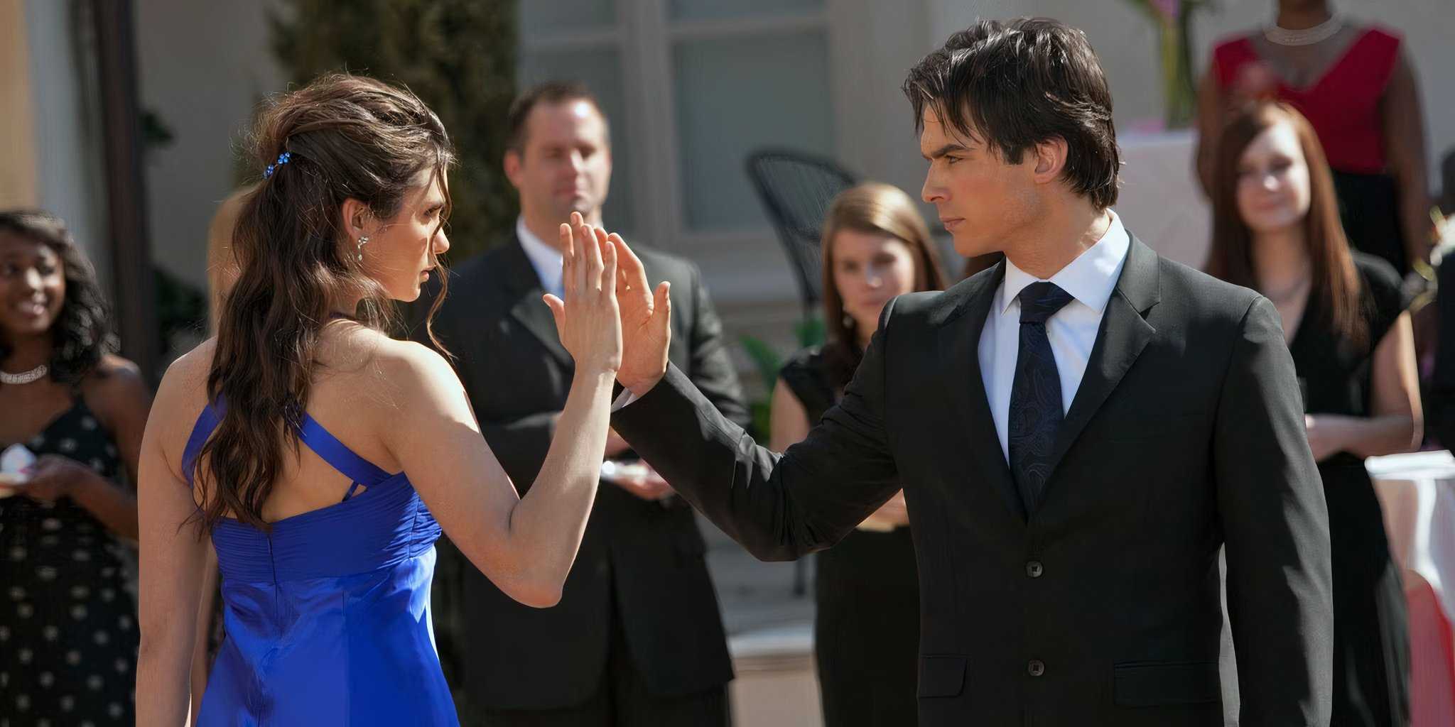 10 Damon Salvatore & Elena Scenes in The Vampire Diaries That Fans Can ...
