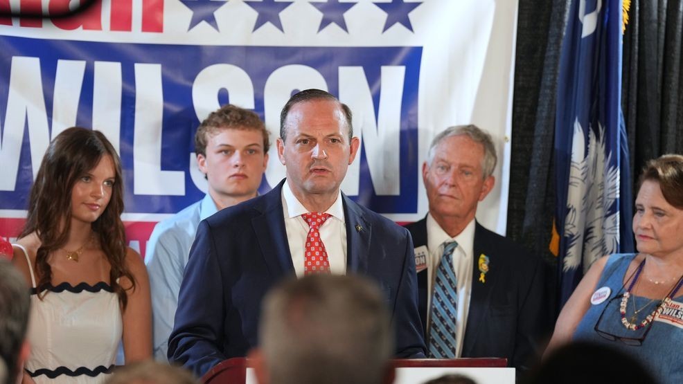 More than 100 veterans rally behind Alan Wilson's run for governor