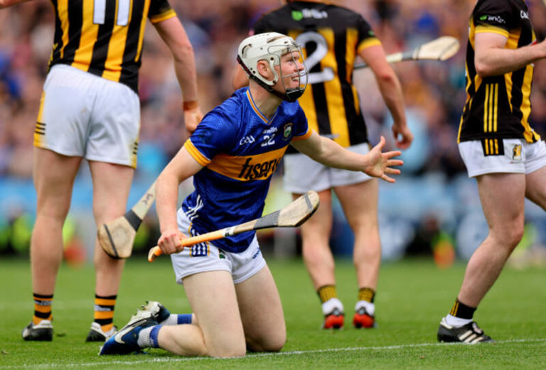 14-man Tipperary defeat Kilkenny in dramatic All-Ireland semi-final clash