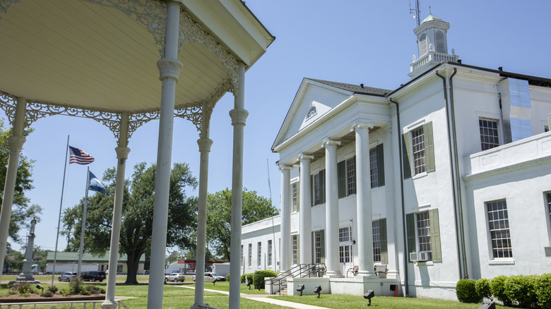 Louisiana's Hidden City Combines Local Flavor And Affordable ...