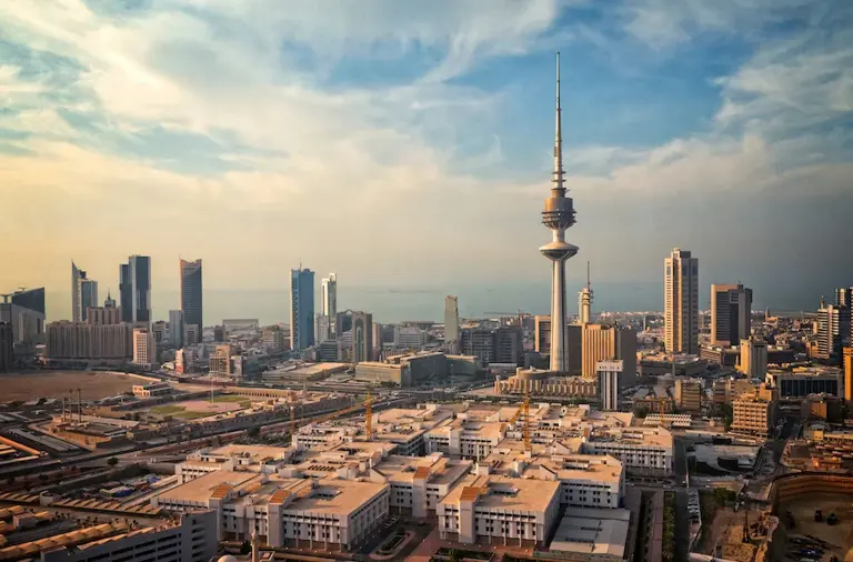 Kuwait plans $7bn pipeline stake sale amid funding shift