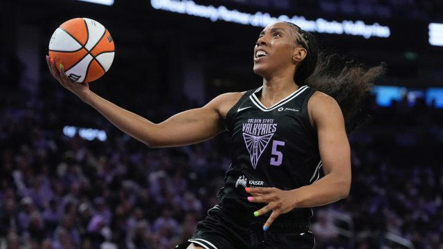 Storm silence Stewart in victory over Liberty