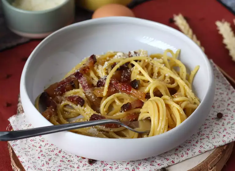 Spaghetti alla carbonara, das echte italienische rezept!