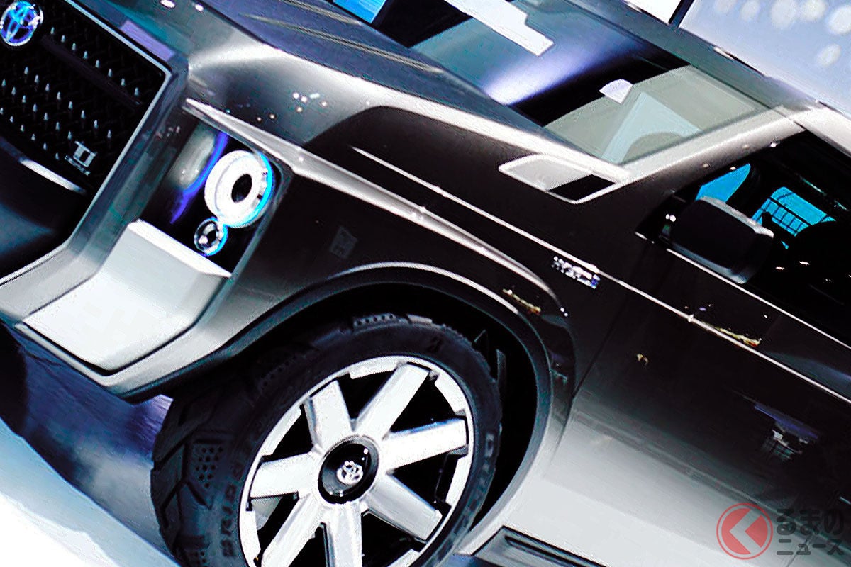 トヨタ斬新「スライドドアSUV」に大注目！ 全長4.3m“ちょうどいい”サイズに「ゴツゴツデザイン」採用！ めちゃ実用的で“悪路走破性”も備えた新ジャンル「TJクルーザー」とは！