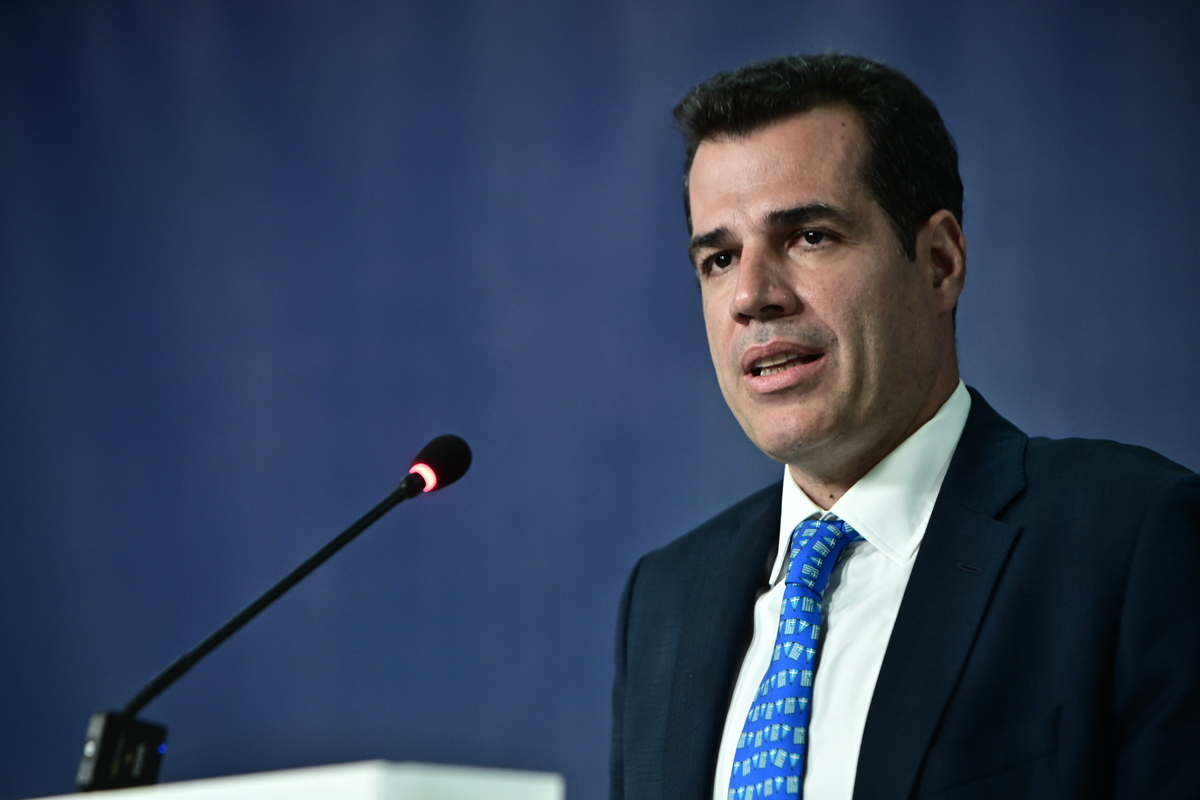 Ένταση στη Λιβύη: Ο Χαφτάρ έδιωξε τον Πλεύρη και την ευρωπαϊκή ...