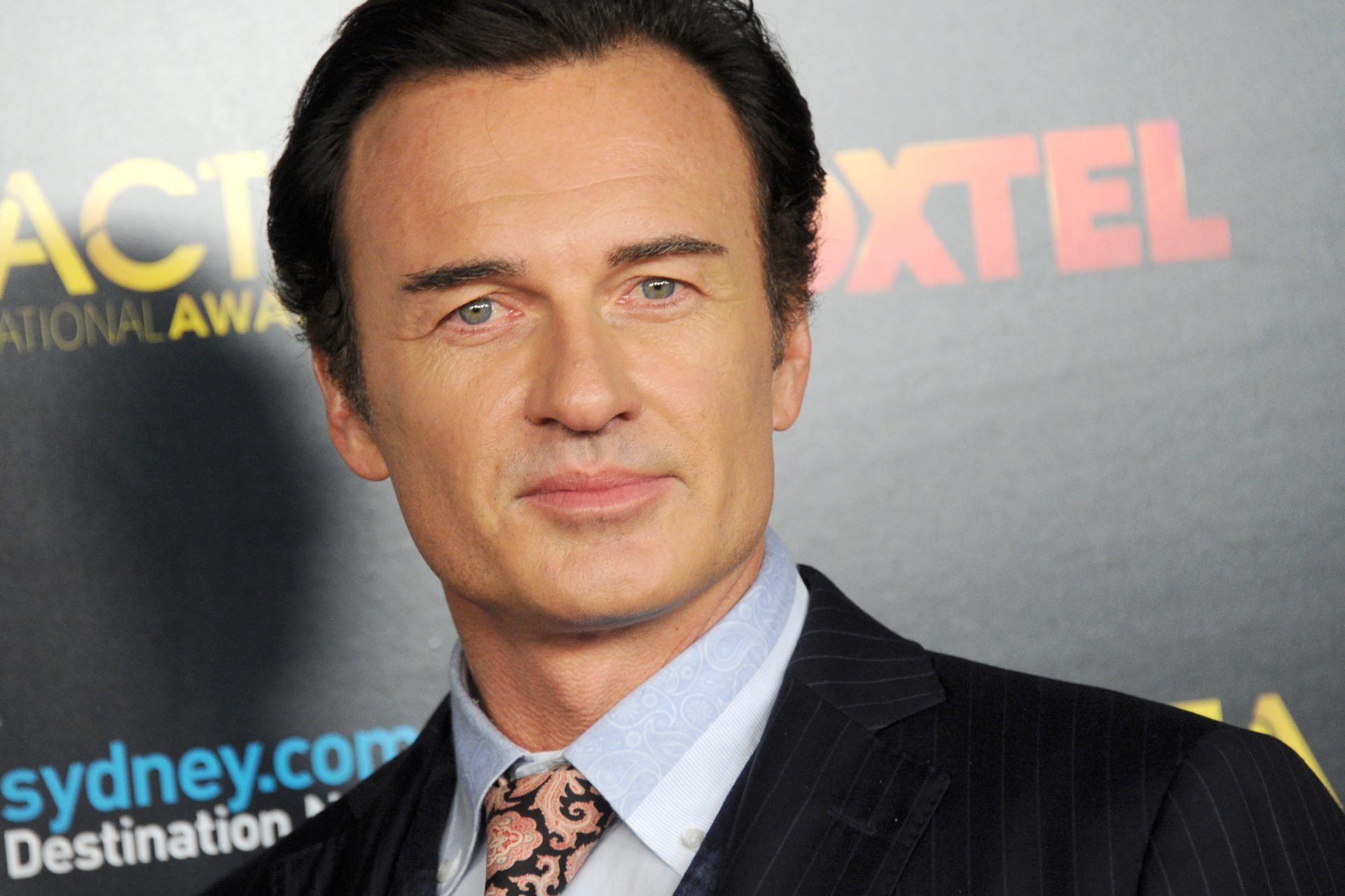 Unreal: Hollywood reacts to Julian McMahon's death (Nip/Tuck, Charmed ...