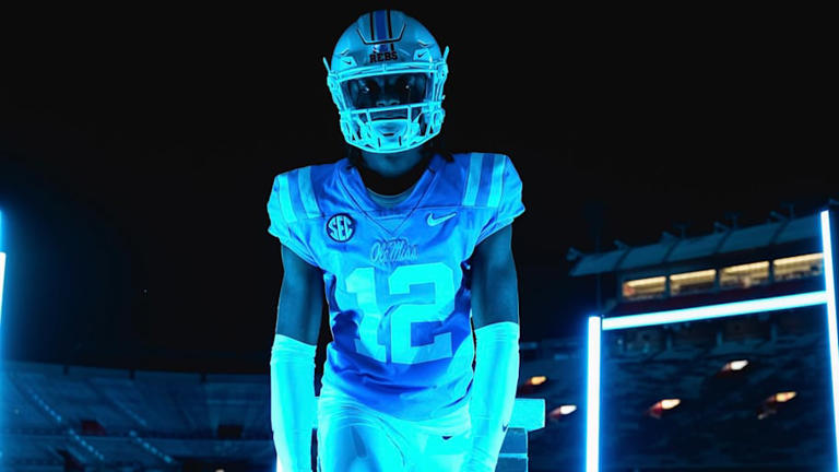 No. 1 wide receiver in America, Ole Miss football target finalizes ...