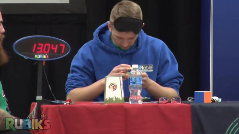World’s fastest Rubik’s Cube solvers face off at Seattle Convention Center