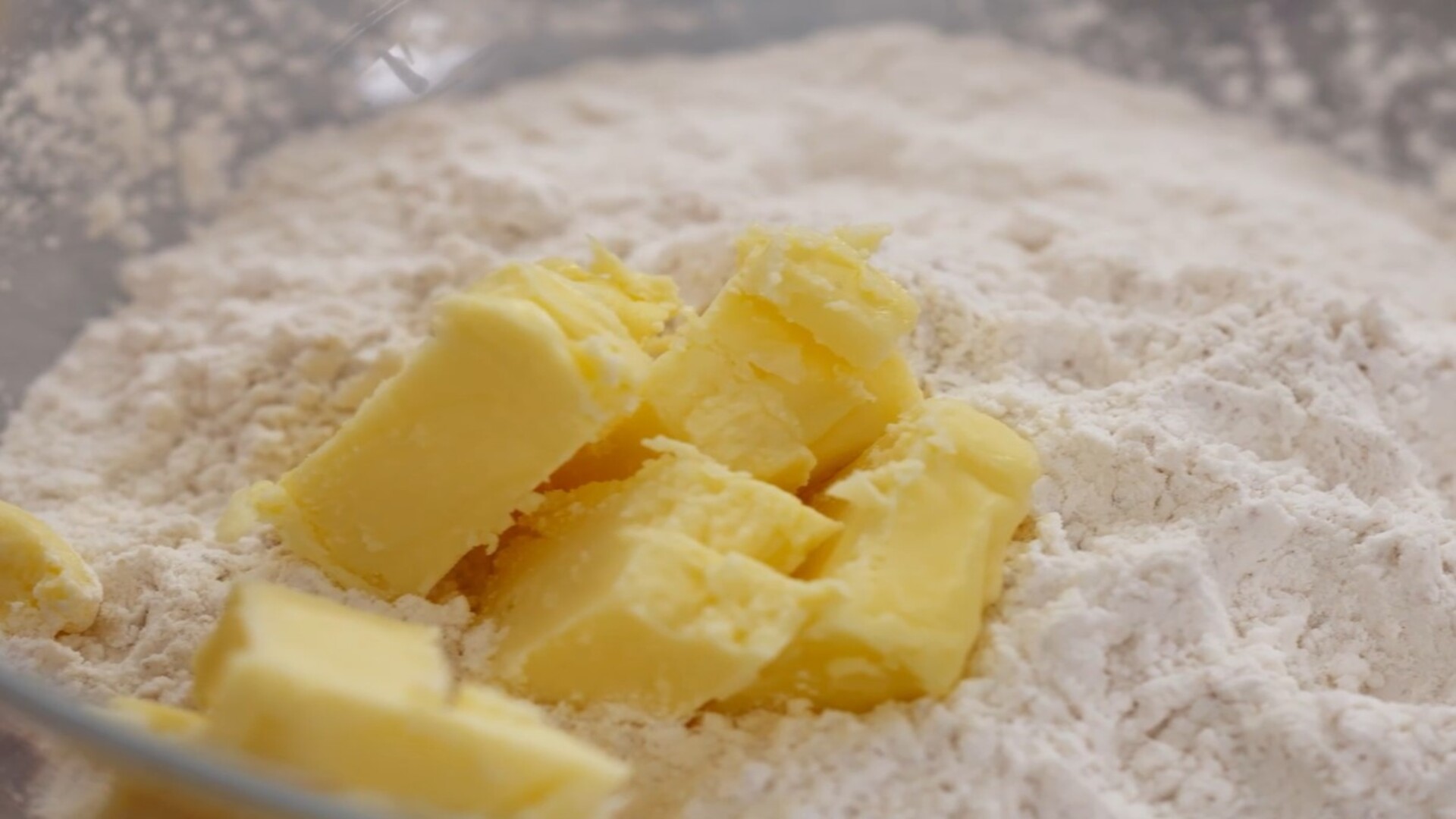 Making flaky butter tart crust the traditional way