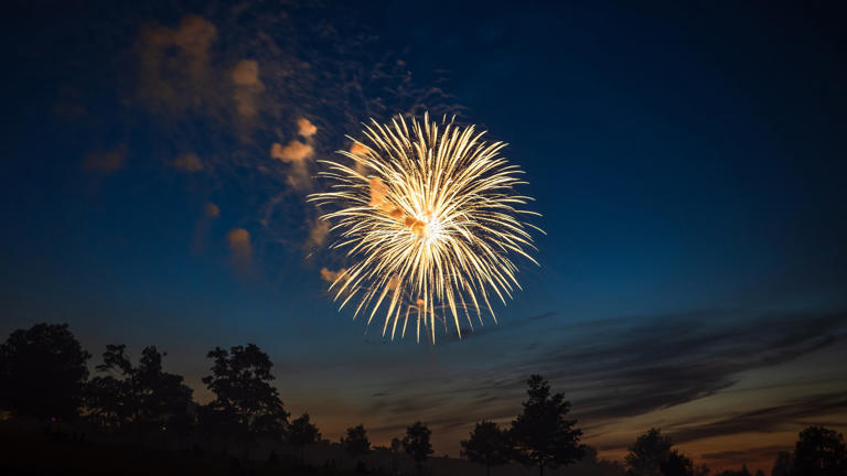 26 killed in giant firework factory explosion