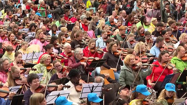 New world record set for world's largest string orchestra