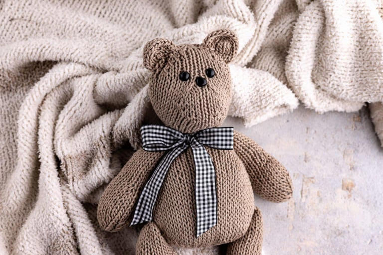 Knit Teddy Bear Pattern - Free