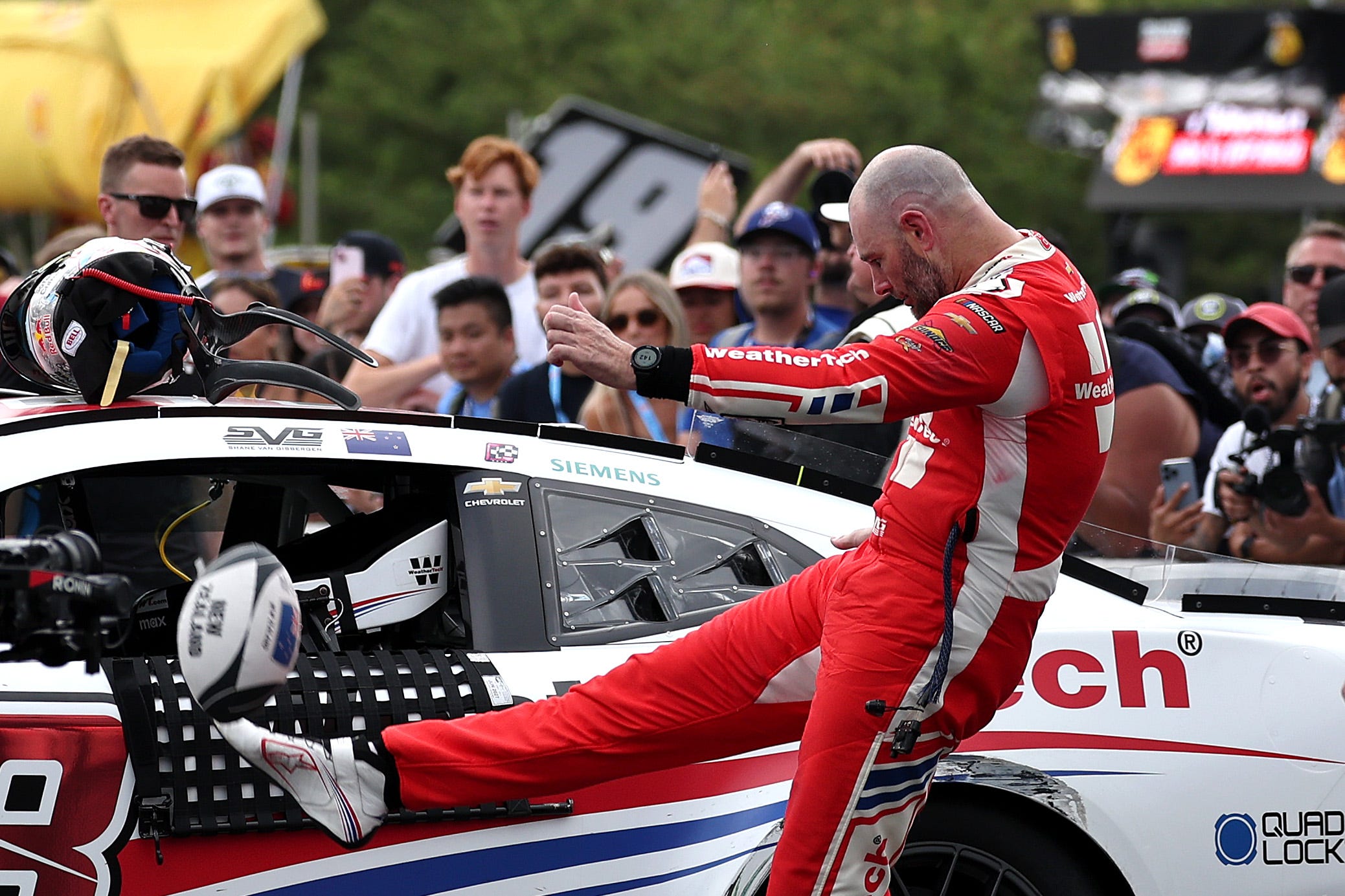 NASCAR takeaways: Shane van Gisbergen reigns as king of Chicago Street ...