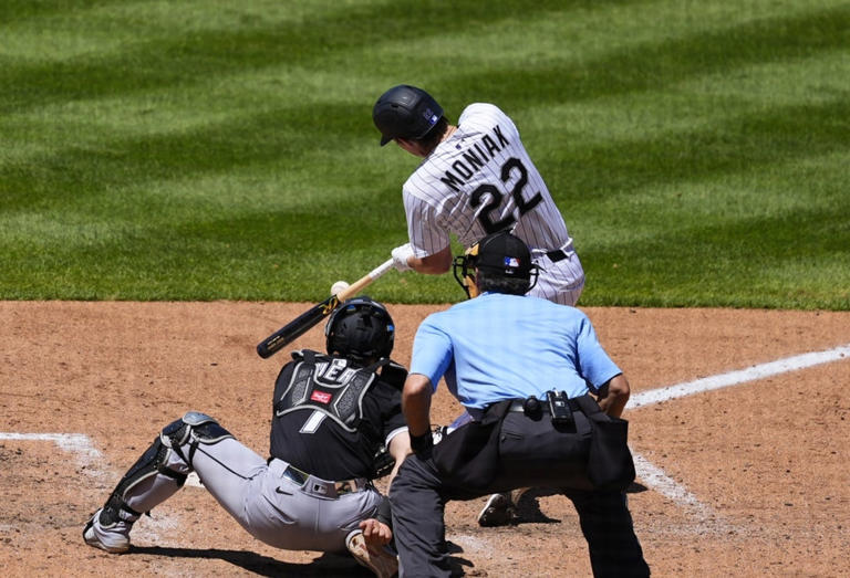 Mickey Moniak leads Rockies past White Sox