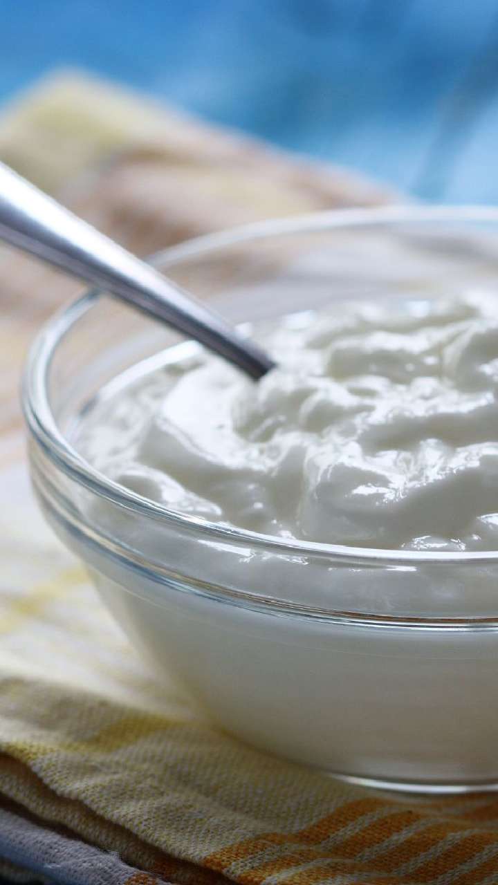 Which Foods Should Not Be Consumed With Curd?