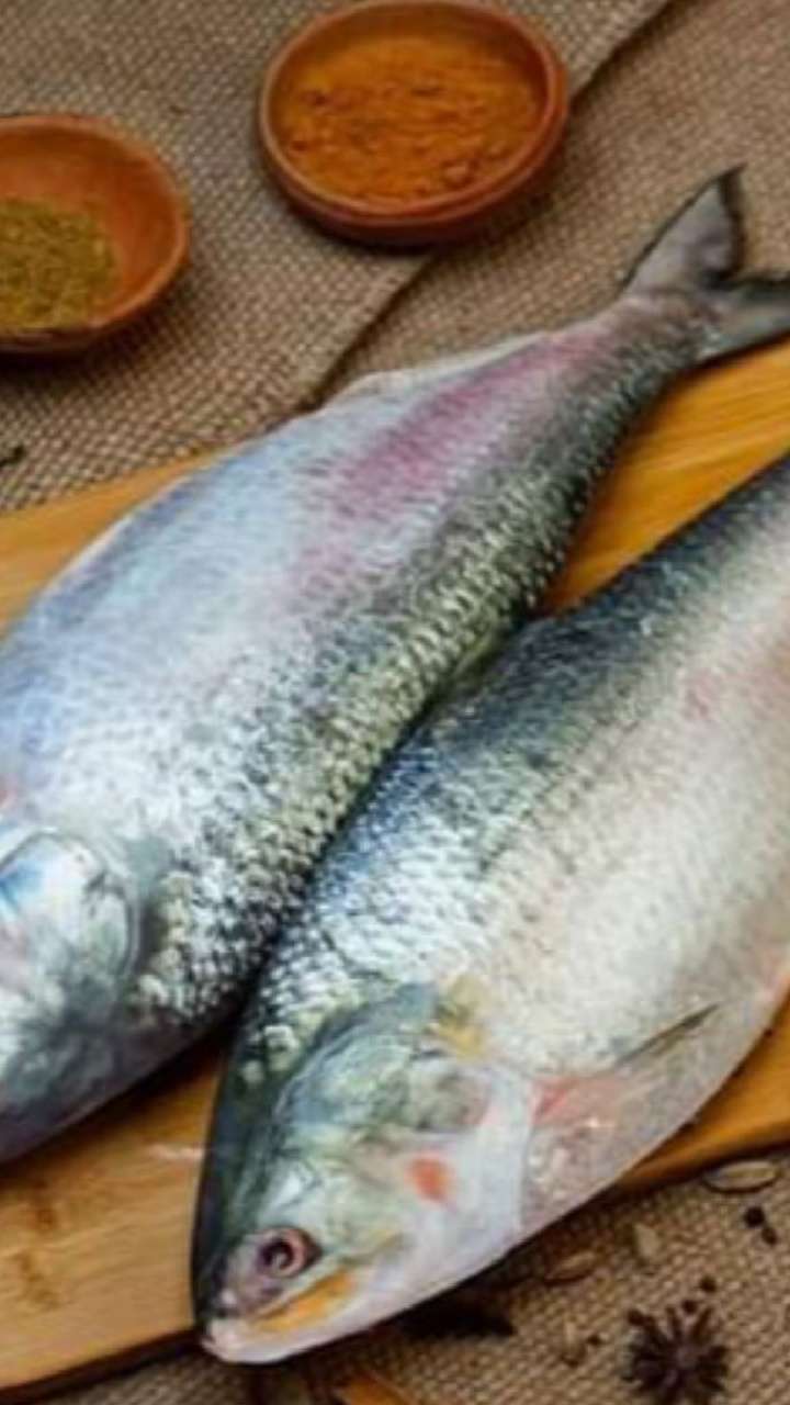 Which Foods Should Not Be Consumed With Curd?