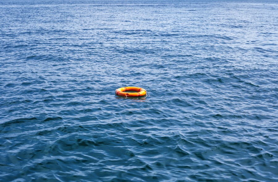 Chicagoland father and son drown in Lake Michigan while swimming at ...