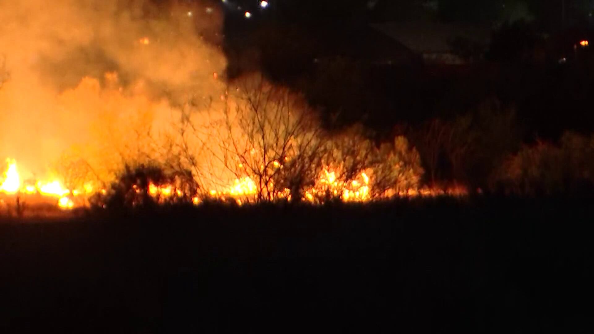 Crews battle brush fire in Avondale river bottom