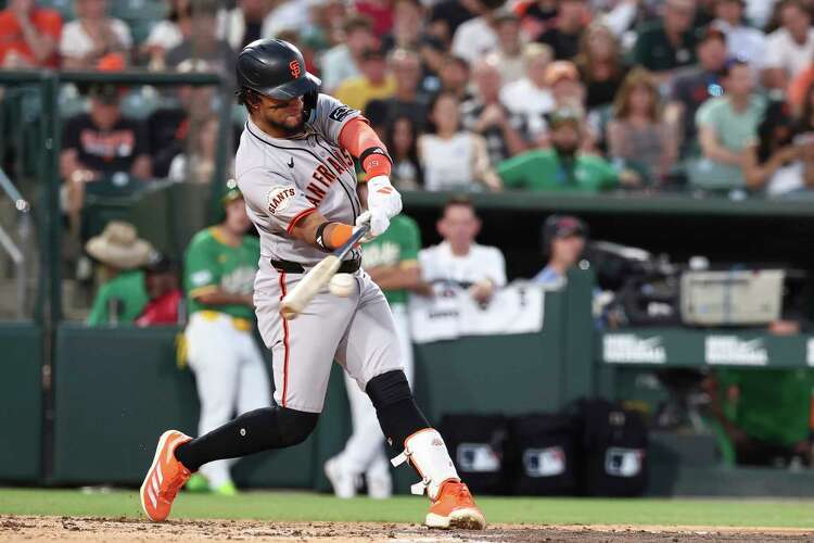 Giants win an ugly one as Hayden Birdsong's struggles with control ...