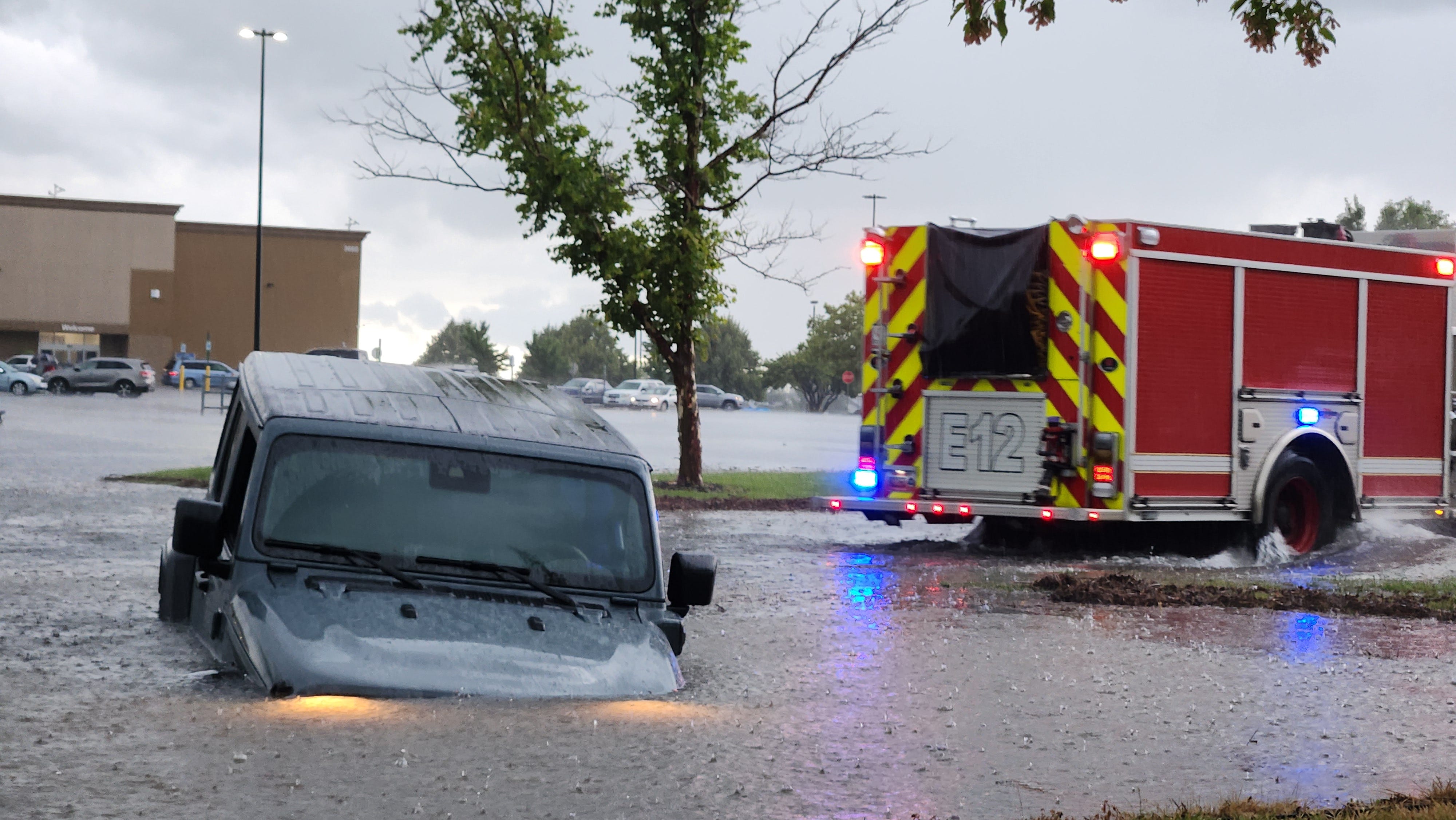 After flash flooding Sunday night, NWS says wet weather in Springfield ...