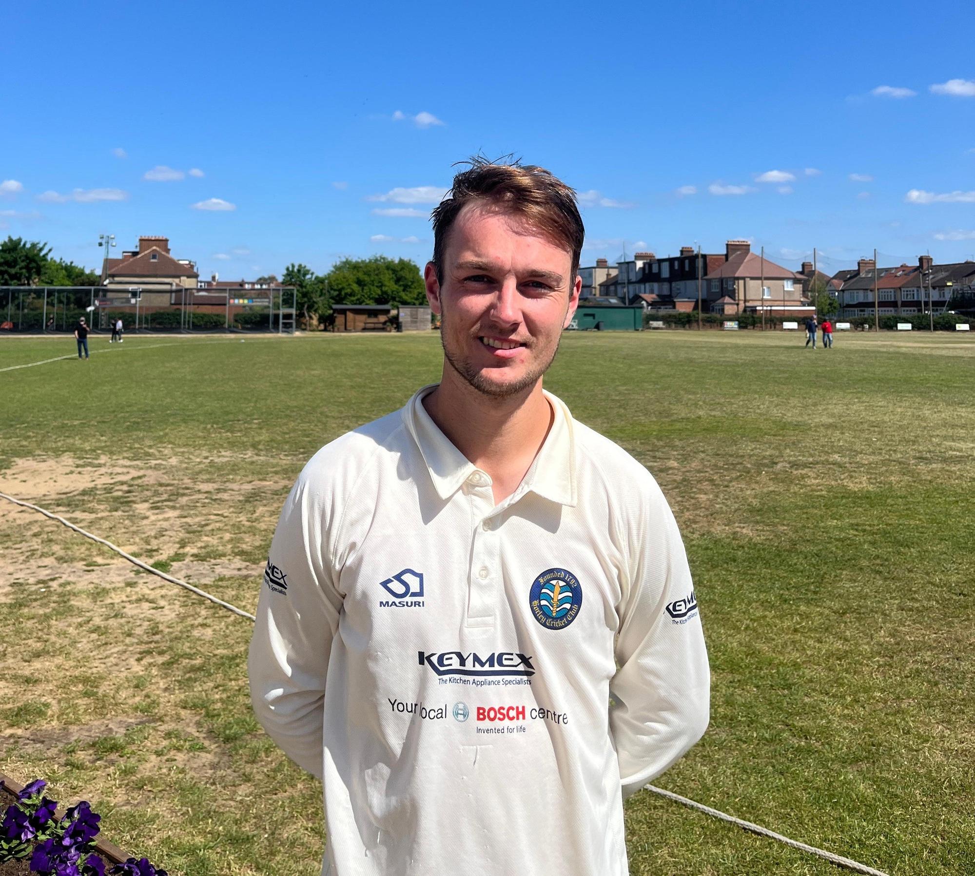 Horley go top after beating Sutton