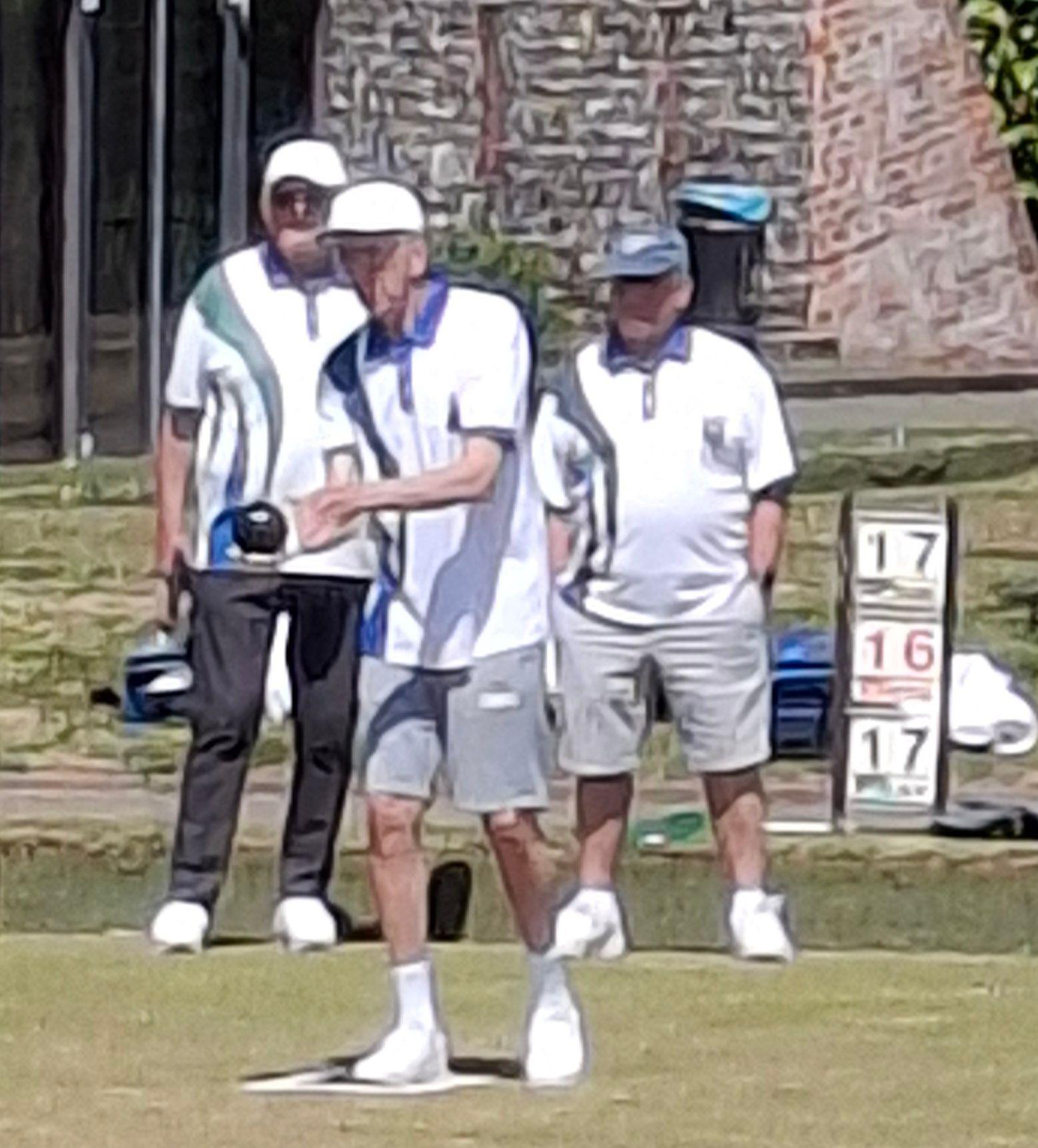 Goring Manor bowlers start and finish the week with wins