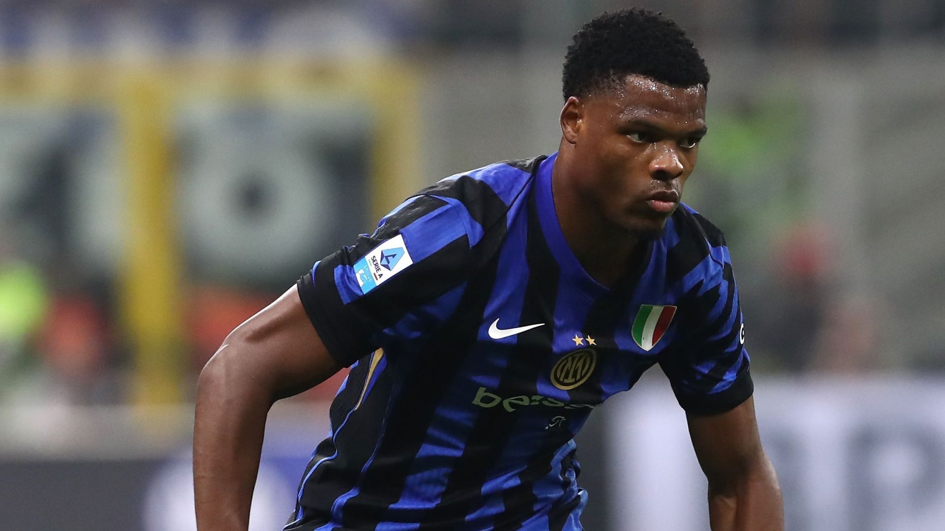 Man City's new right-back? Premier League side in talks over Inter star ...
