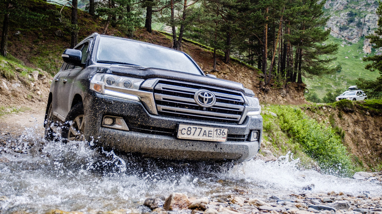 The 10 Best 4WD Cars Ever Made, Ranked