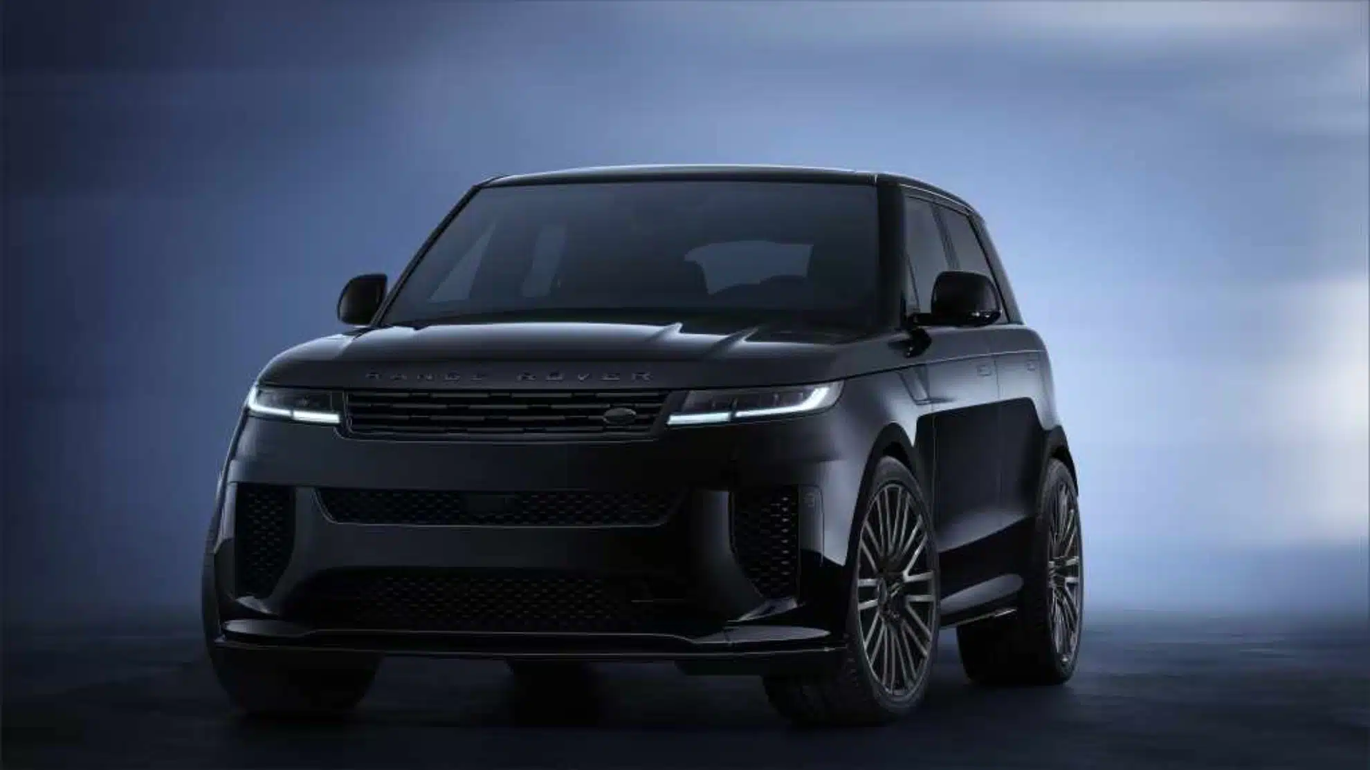 Range Rover Sport SV Black: il SUV da 635 CV che si veste di nero