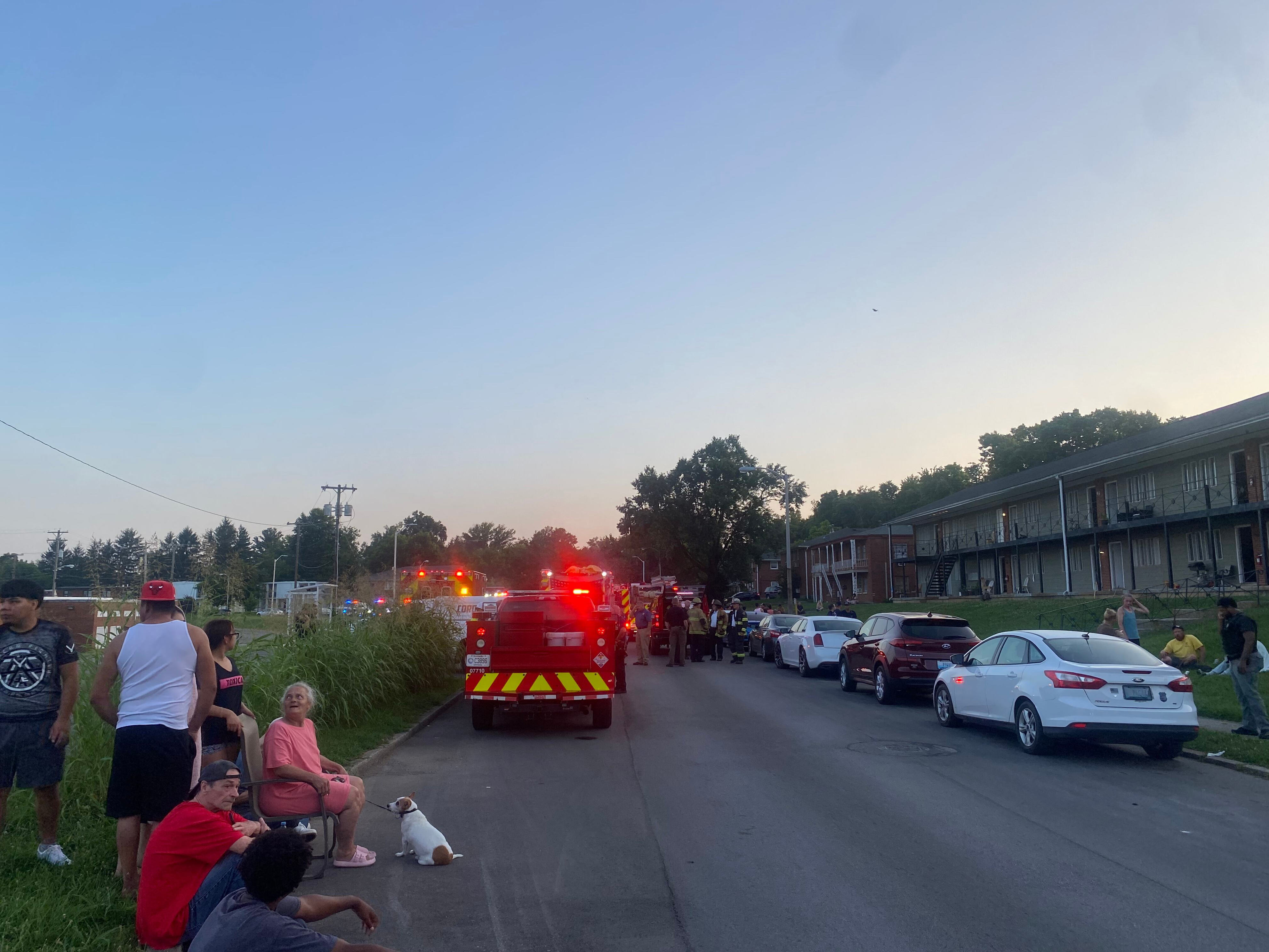 1 dead, 11 in hospital after gas leak at Lexington apartment complex