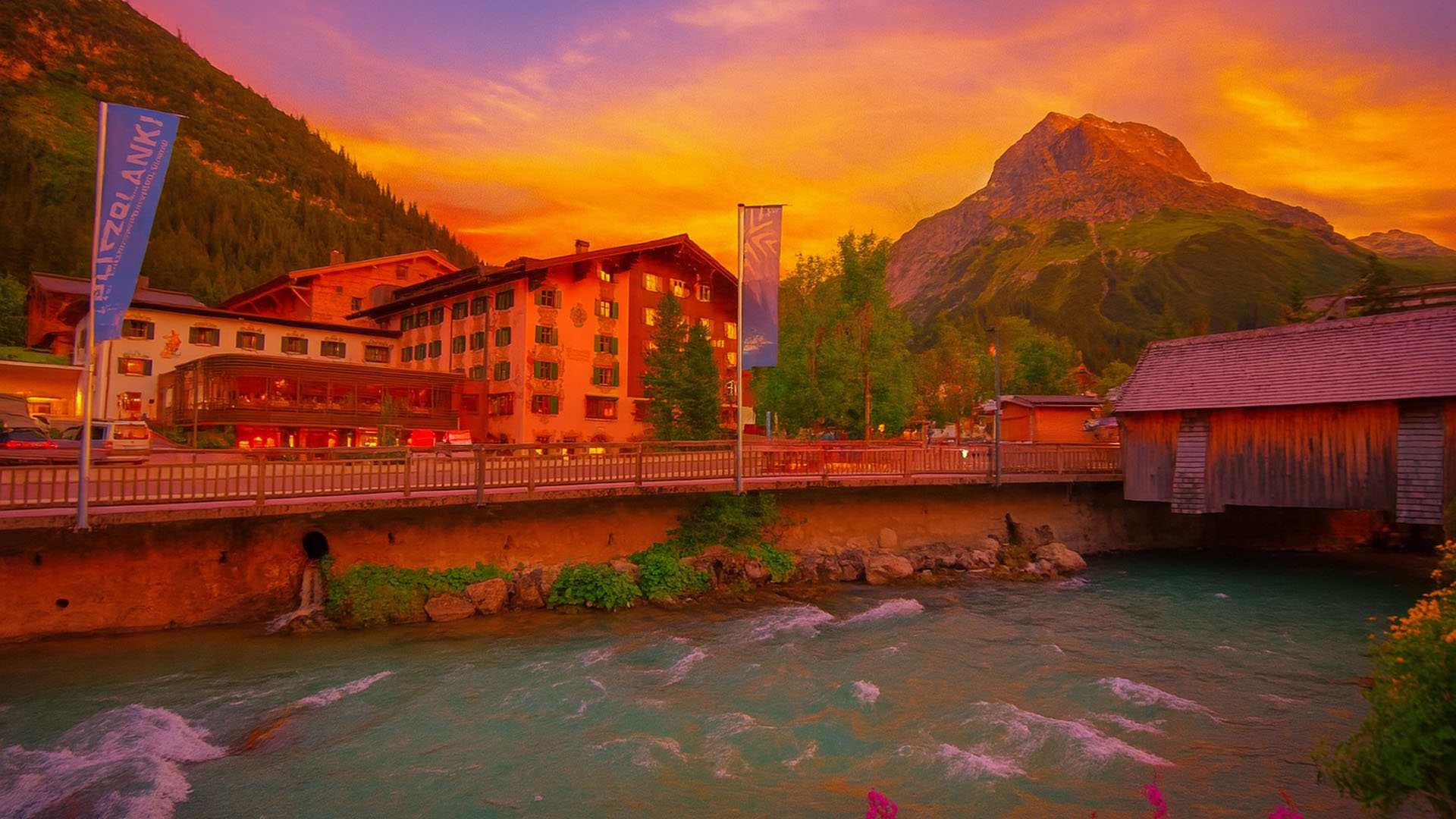 Abendspaziergang in Lech, Österreich - Wo Luxus auf alpine Schönheit ...