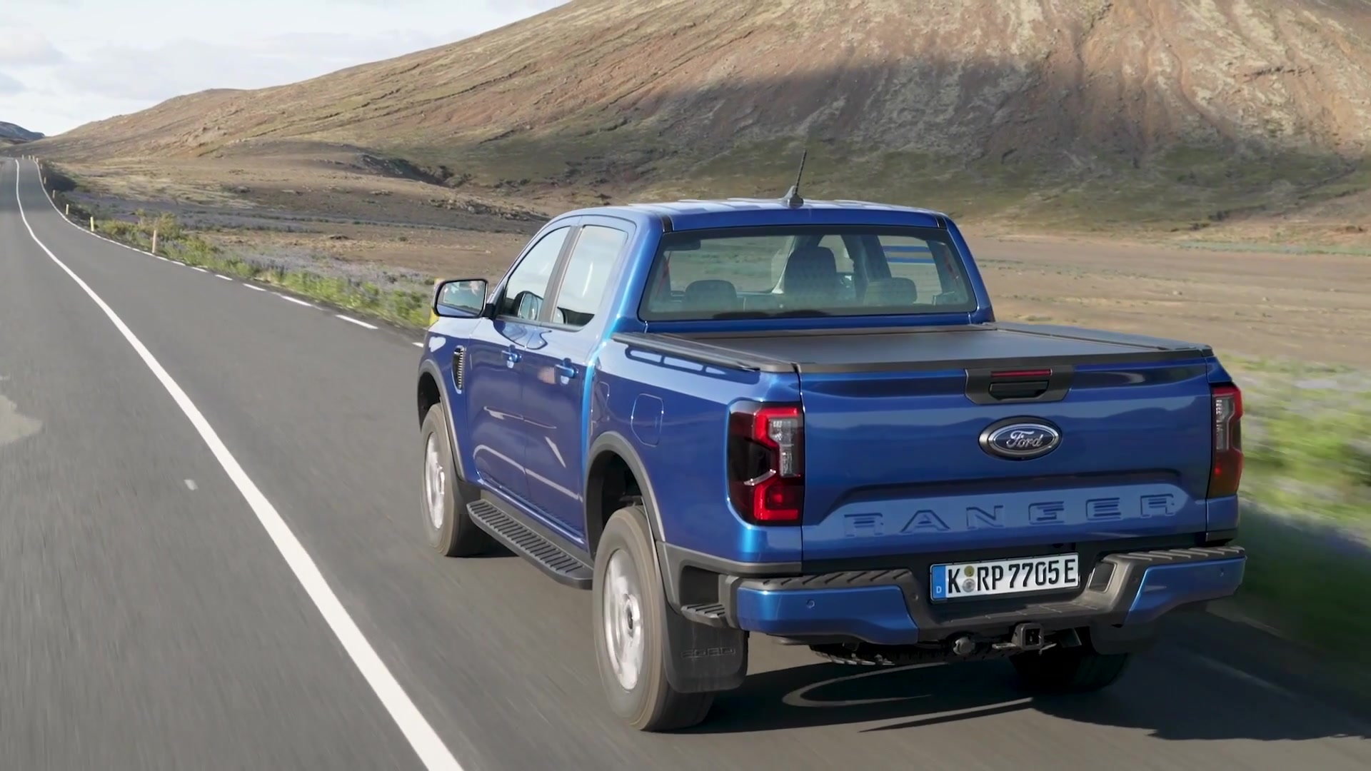 Ford Ranger XLT PHEV Driving Video