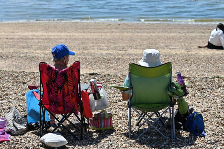 Weather maps show how hot it will get in Greater Manchester as Met ...