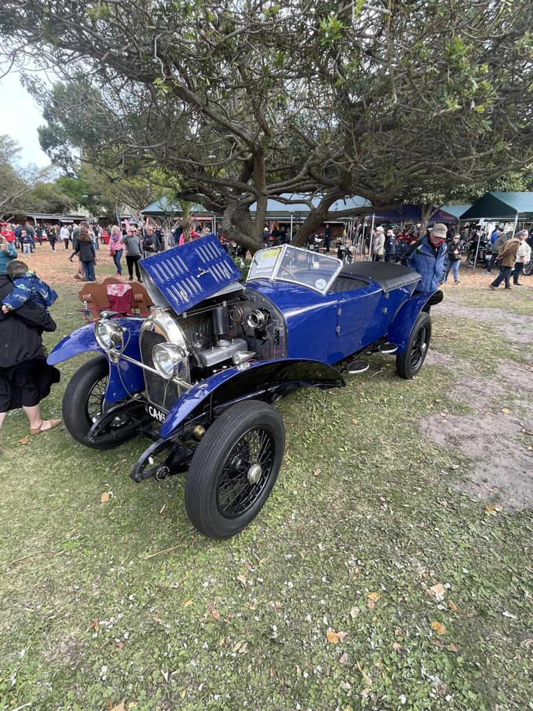 Pojechałem na zlot aut zabytkowych do Afryki. Zaskoczyła mnie liczba ...