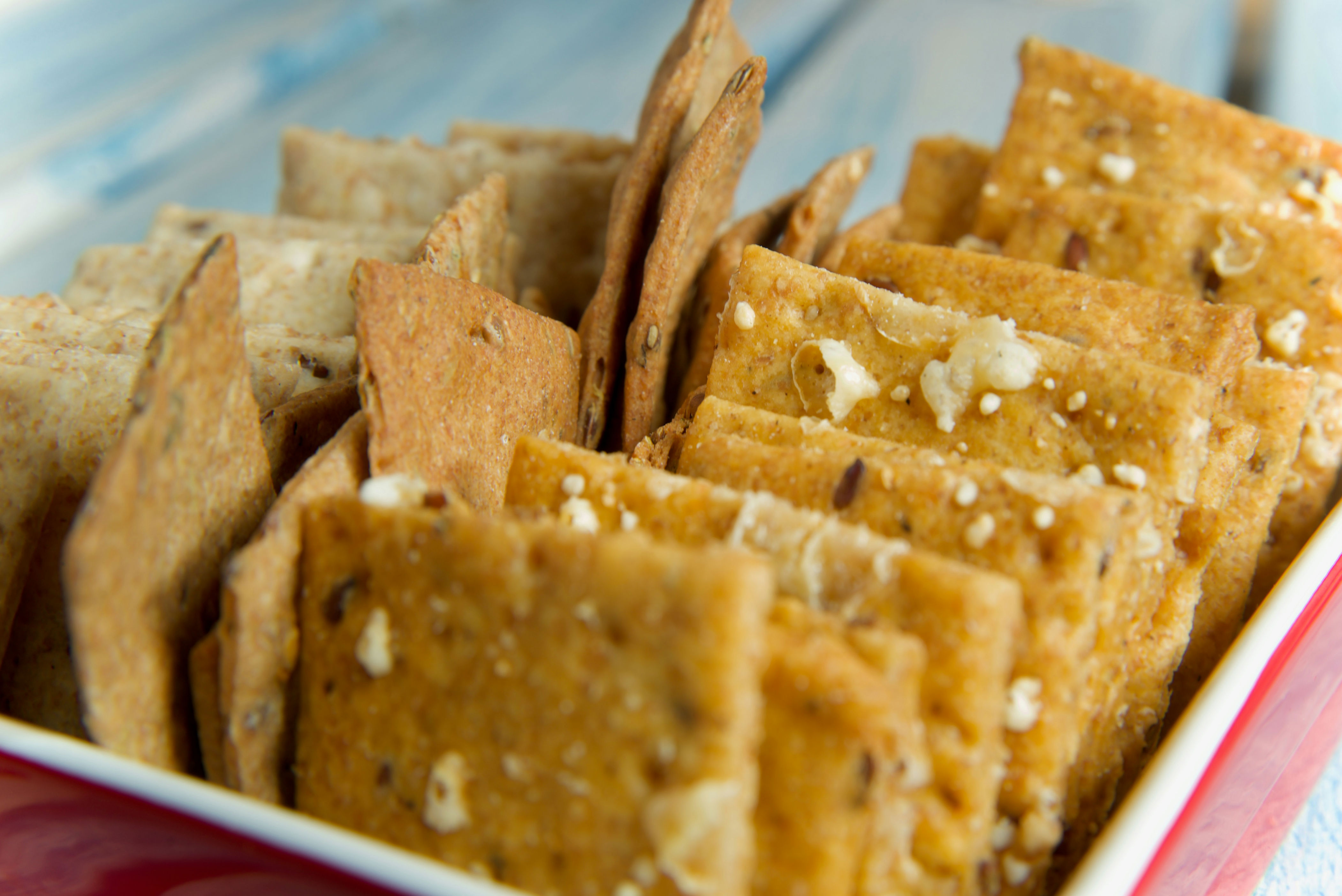 6 Cracker Brands You Should Never Eat