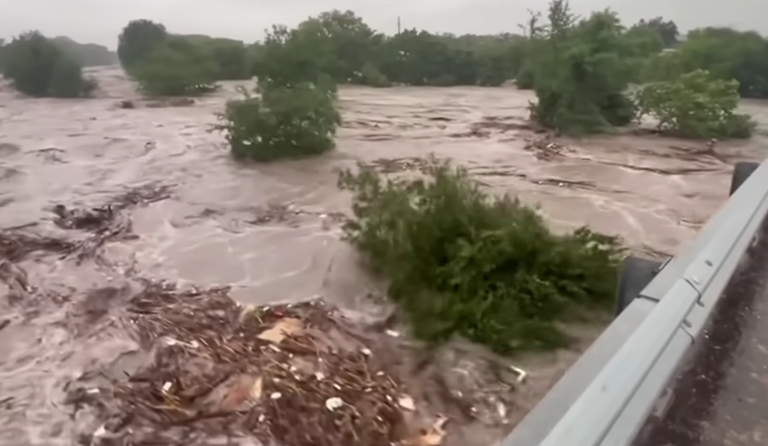 Terrifying Videos Shows Texas Flood Sweeping Through in Minutes