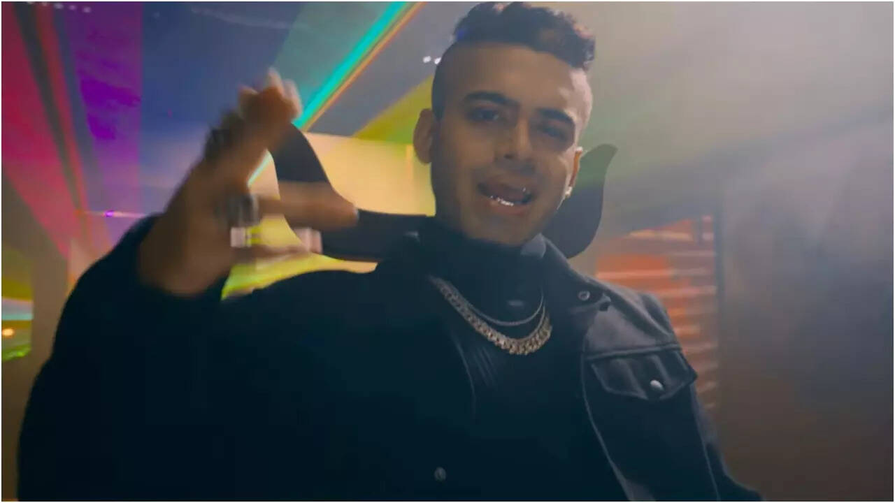 'The Moustache': Fiery promo song from Shine Tom Chacko's 'Meesha ...