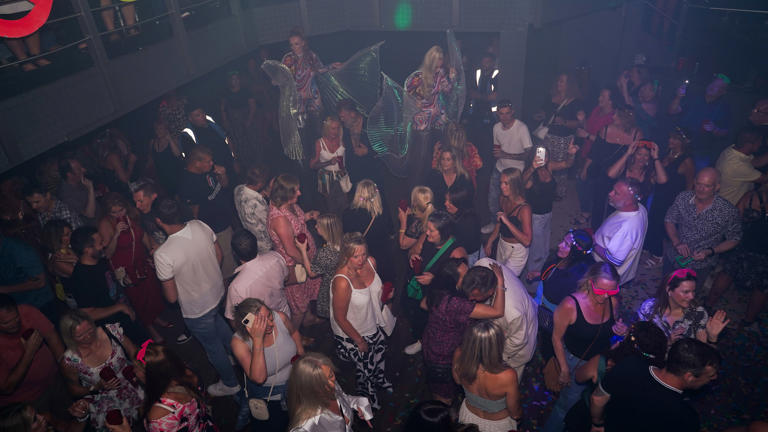 Nostalgia fuelled reunion party at The Astoria celebrates 5th Avenue ...