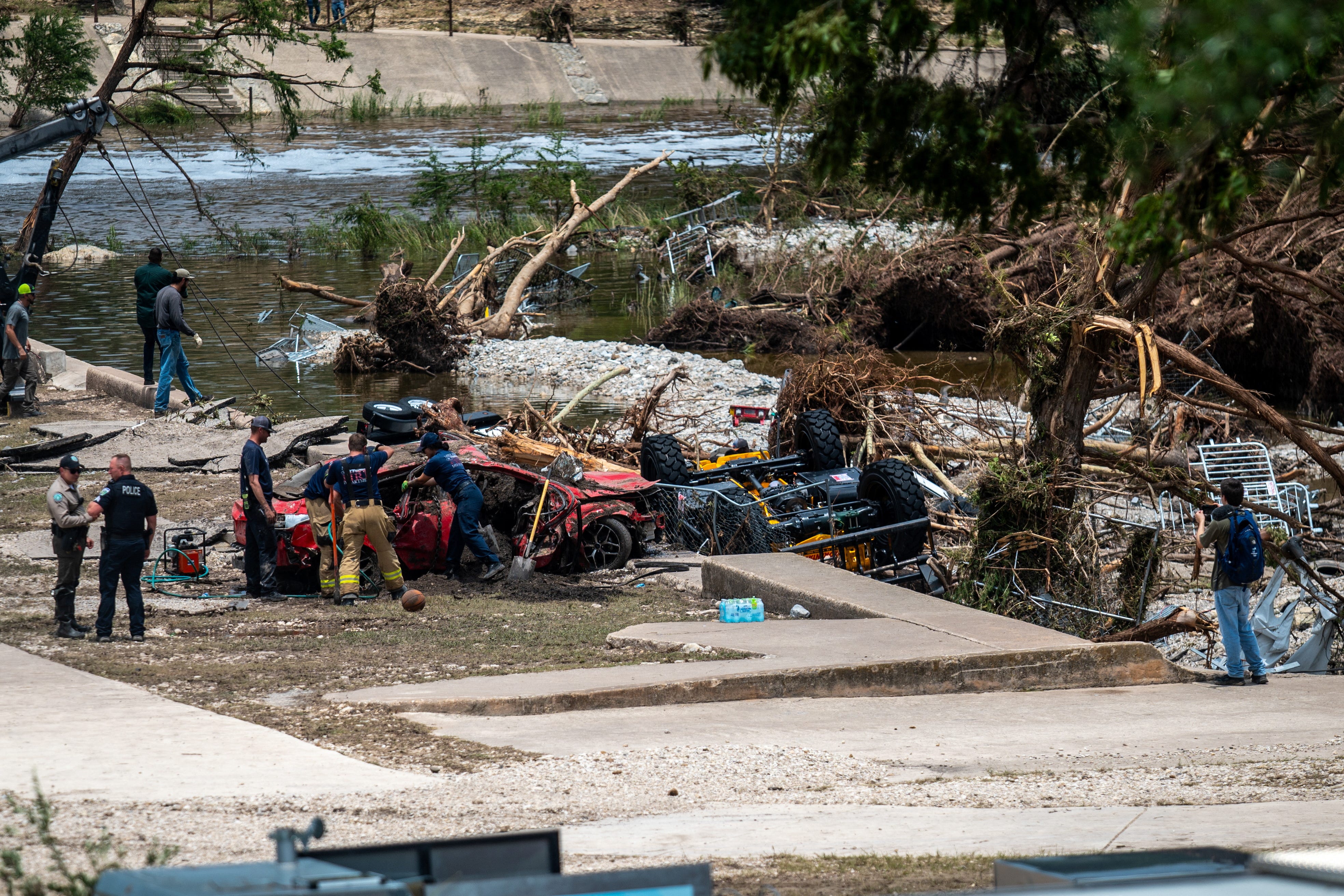 West Texas first responders, volunteers helping Central Texas ...